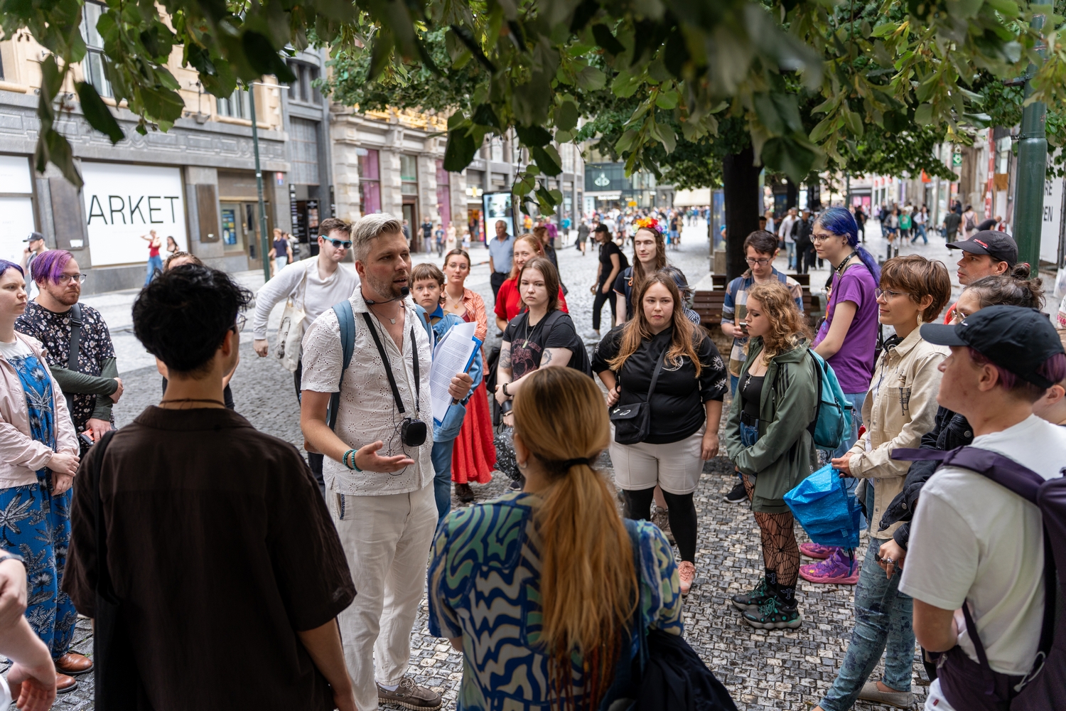 Queer historická procházka za Toni Ebel (Artivist Lab) | Prague Pride ...